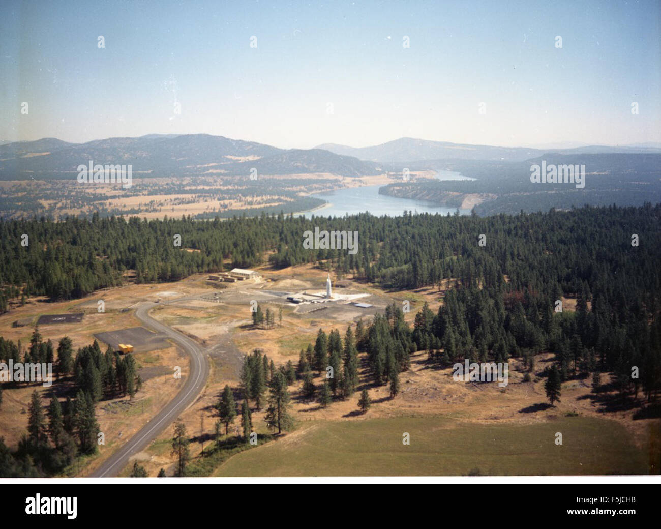 A detailed image showing the Atlas 19E rocket at the launch complex ...