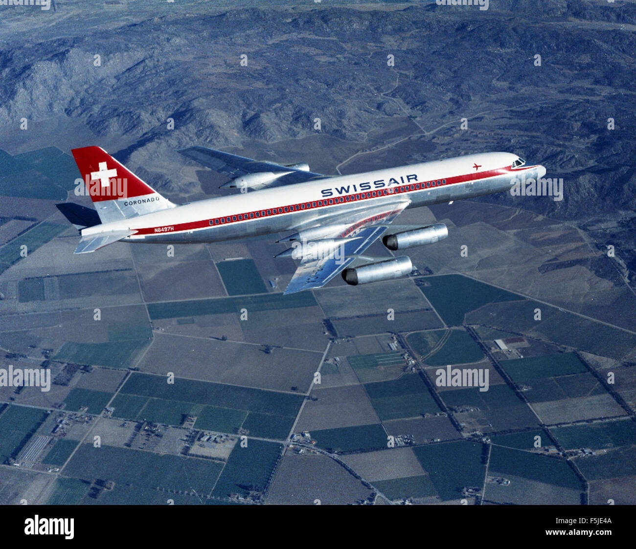 A photo of the Convair 880 (registration 168-62) operated by Cathay ...