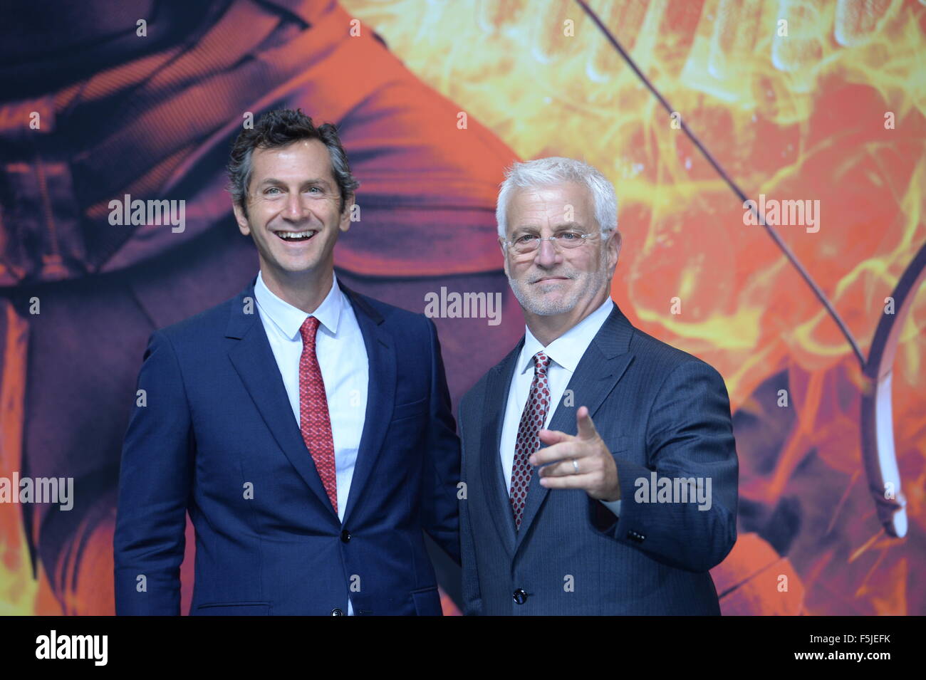 Berlin, Germany. 4th Nov, 2015. US film producers Erik Feig (l) and Rob ...
