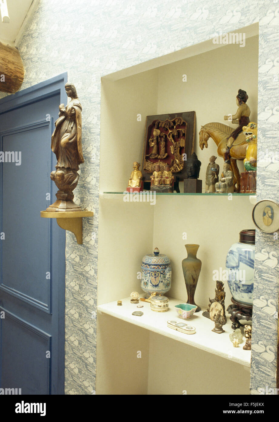 Alcove Collection High Resolution Stock Photography and Images - Alamy