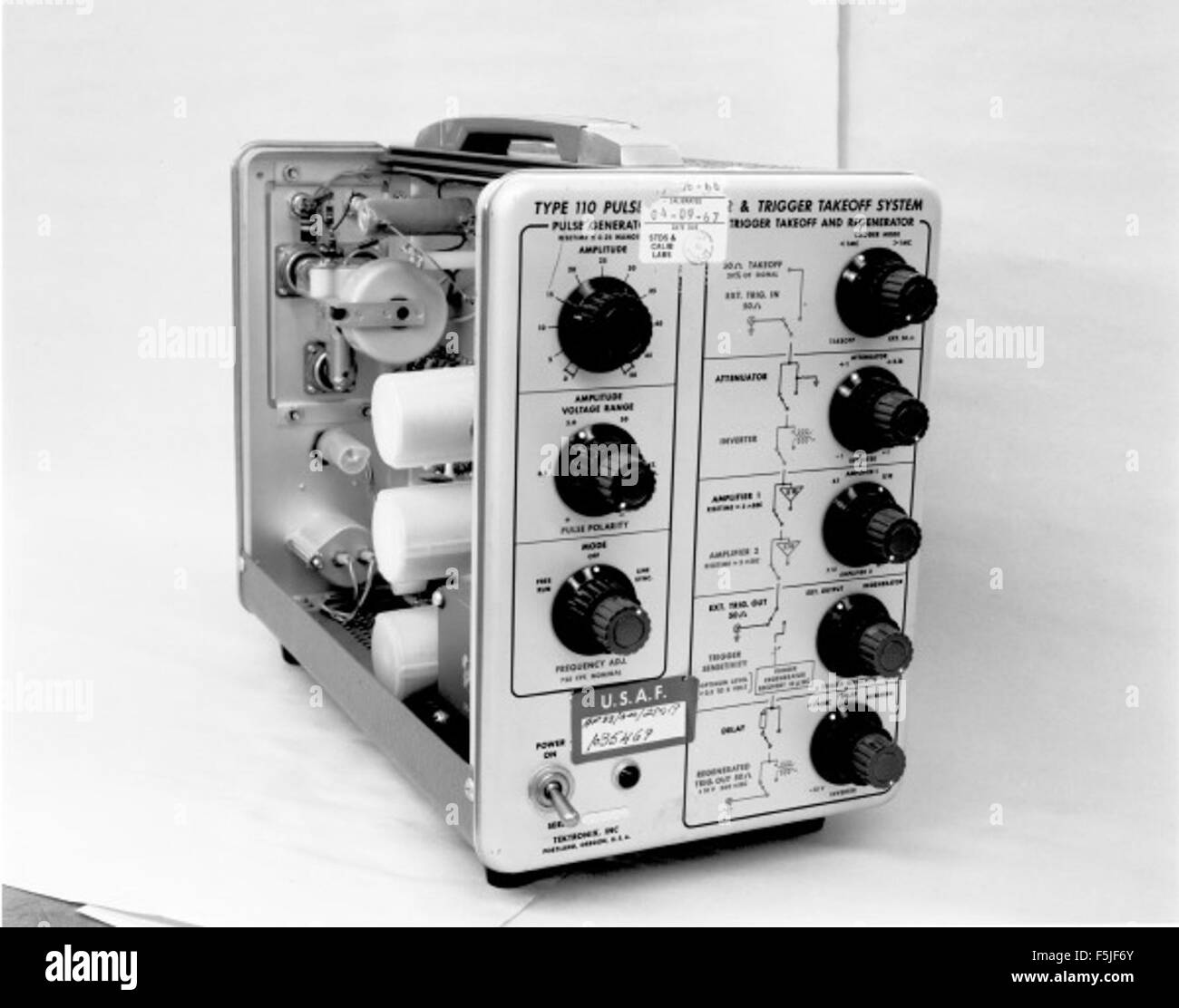 An image from the Atlas Negative Collection, showing a phase in the ...