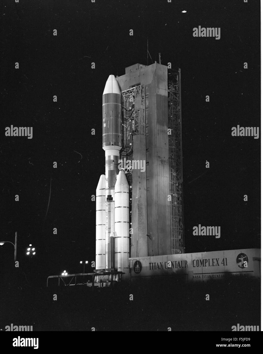 Titan rocket launch Black and White Stock Photos & Images - Alamy