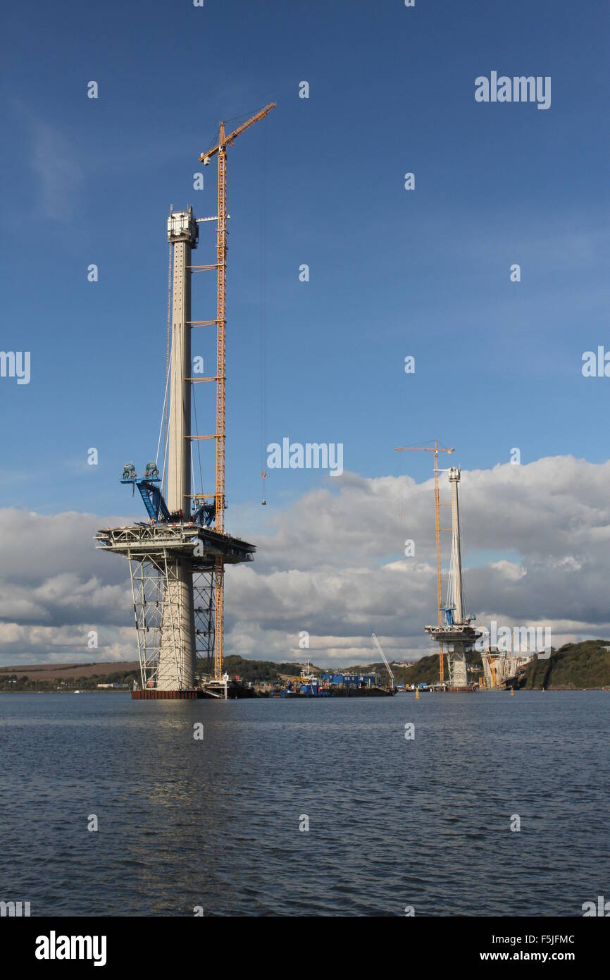 Central and north towers of Queensferry crossing under construction ...