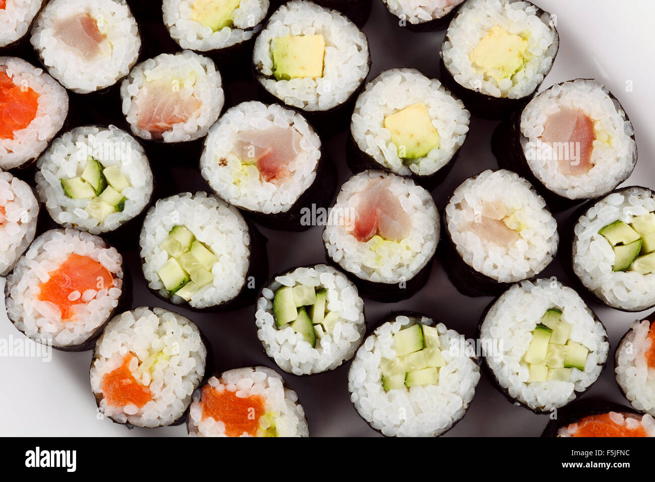 Fish row sushi hi-res stock photography and images - Alamy