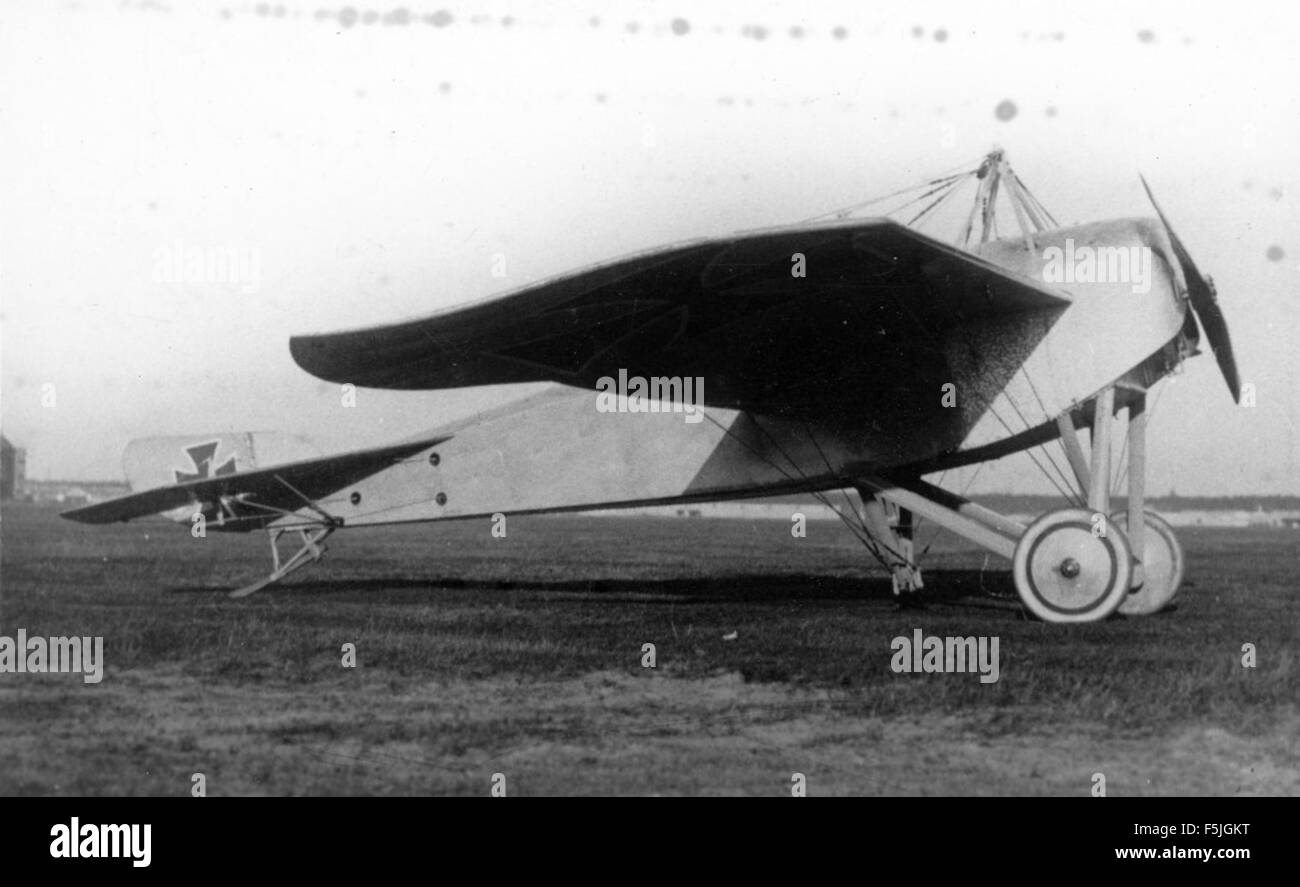 A vintage photograph of the Court A 1914, an early model aircraft ...