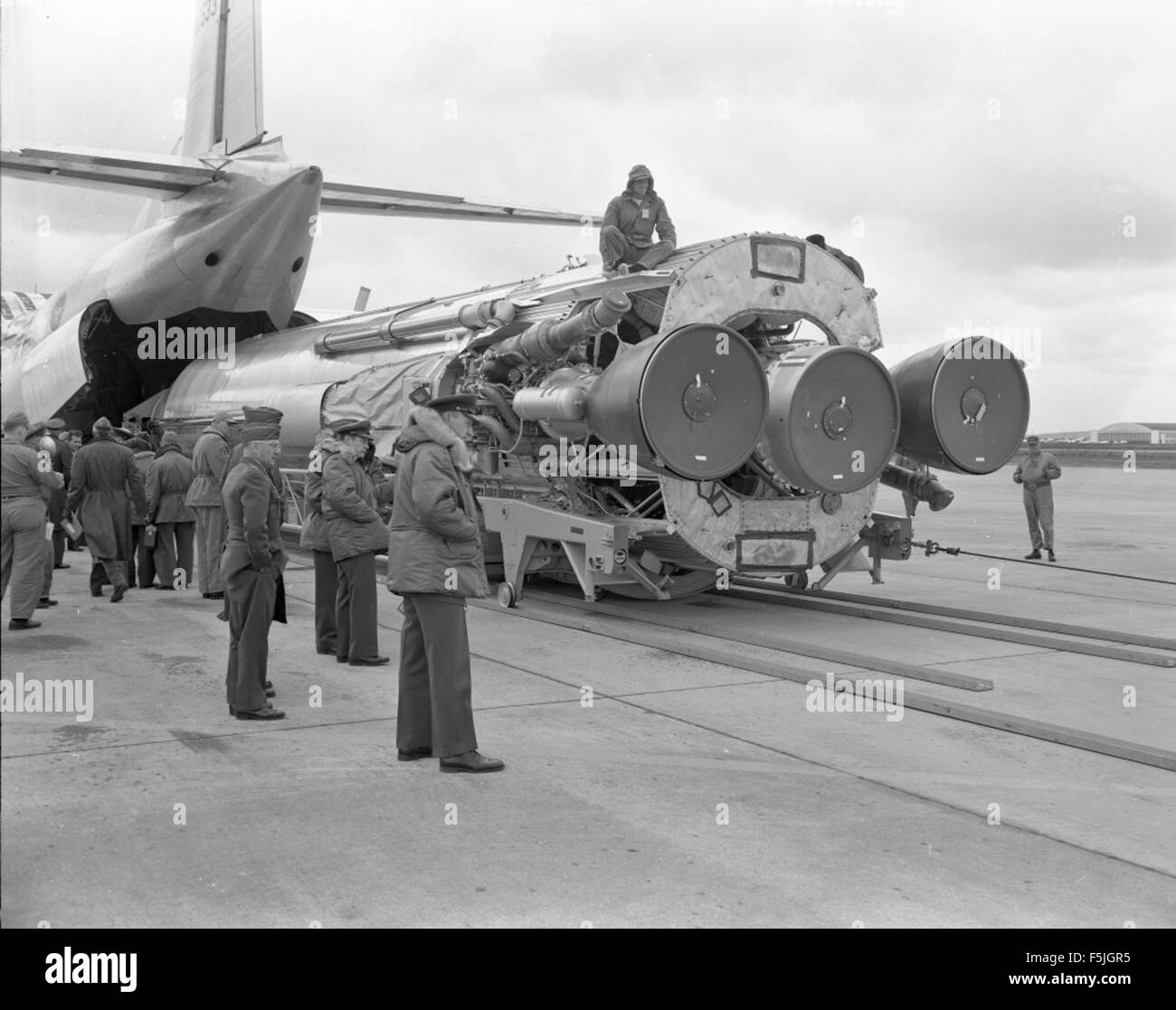 Missile rails Black and White Stock Photos & Images - Alamy