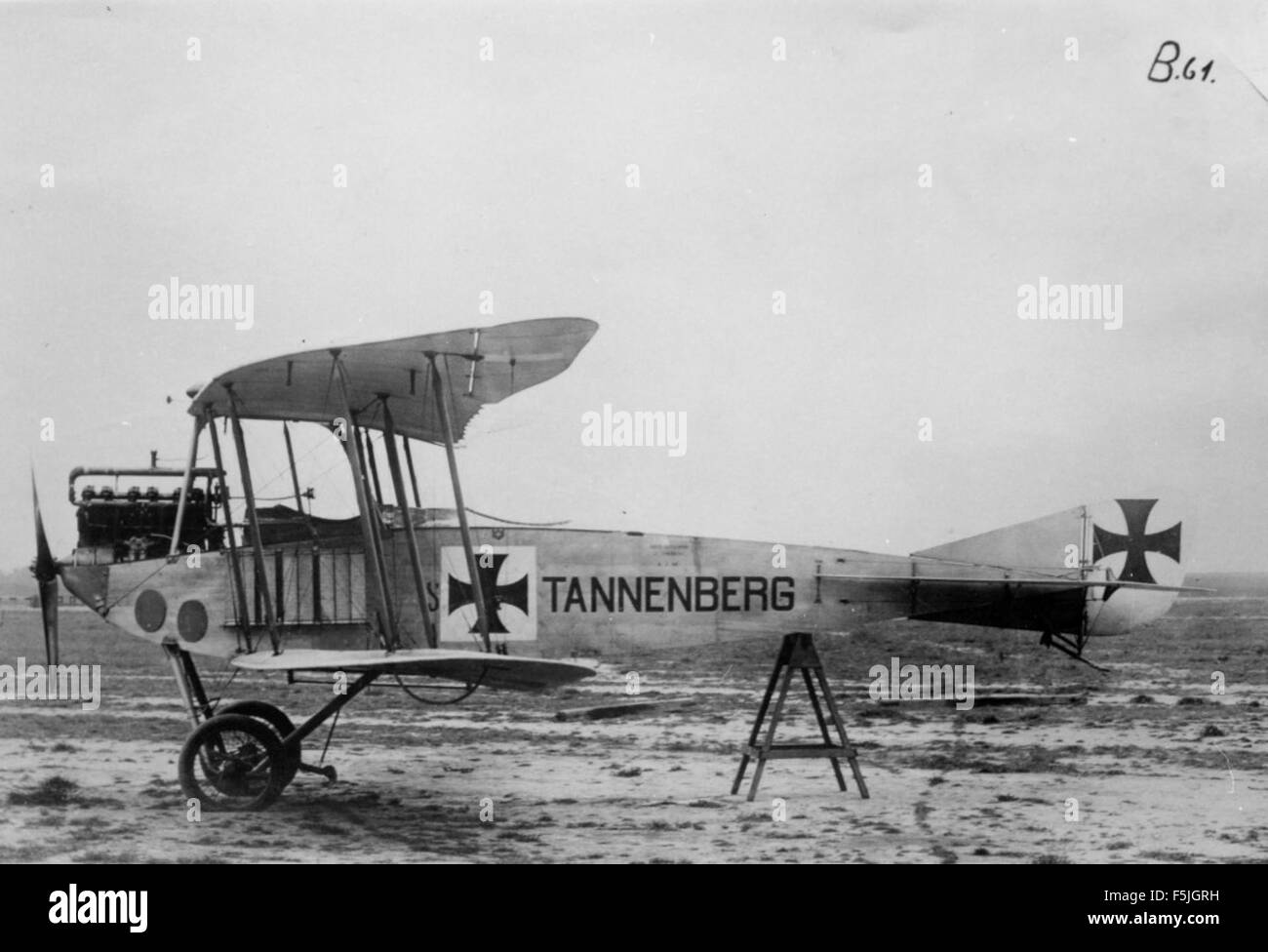 The DFW B I was a German World War I reconnaissance aircraft, used ...