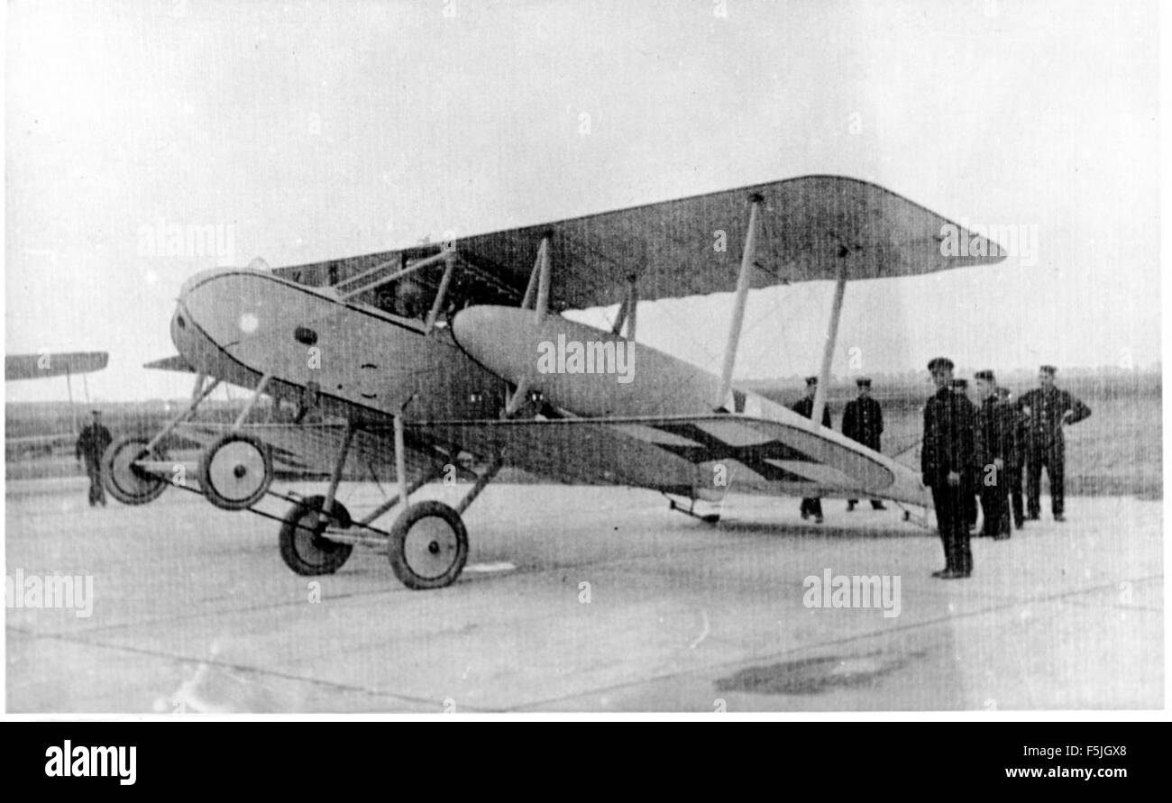 German reconnaissance airplane wwi Black and White Stock Photos ...