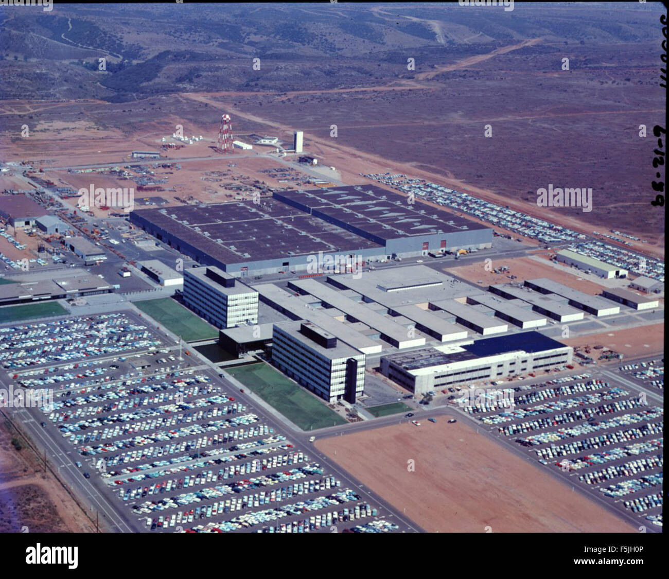 Industrial military complex hi-res stock photography and images - Alamy
