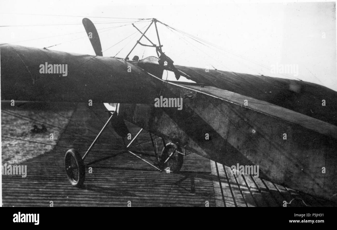 This image depicts the Fokker A II aircraft, taken in 1914 by Nowarra ...