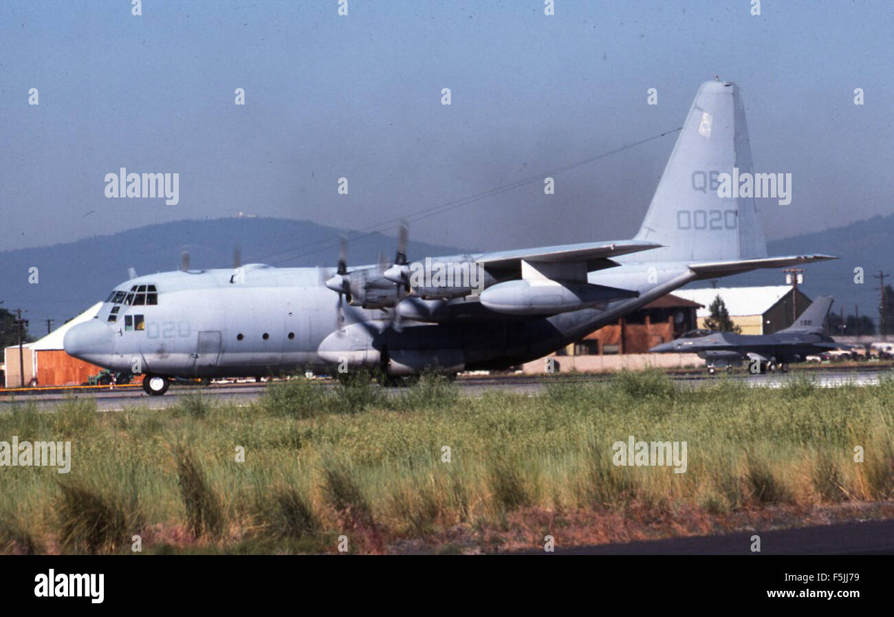 This image shows the Lockheed KC-130R 160020, a military transport and ...