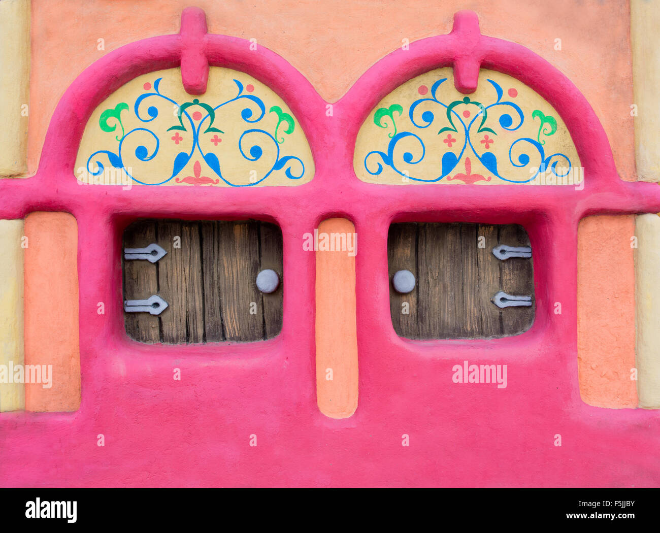 Fairy fort house hi-res stock photography and images - Alamy