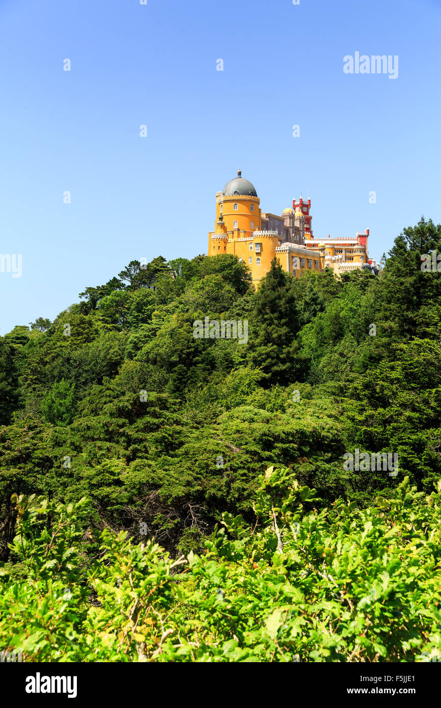 Modern castle hi-res stock photography and images - Alamy