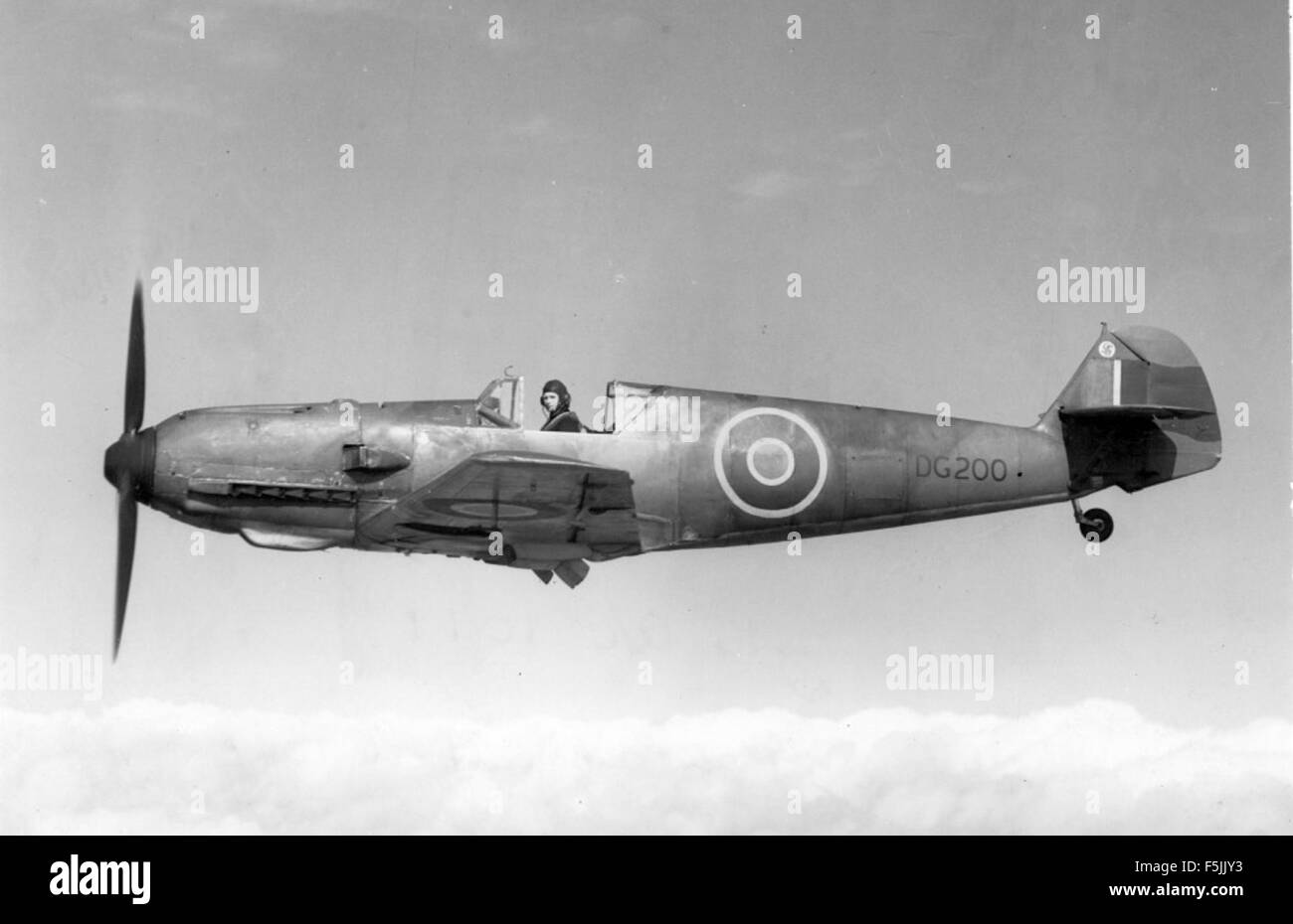 German jet plane wwii hi-res stock photography and images - Alamy