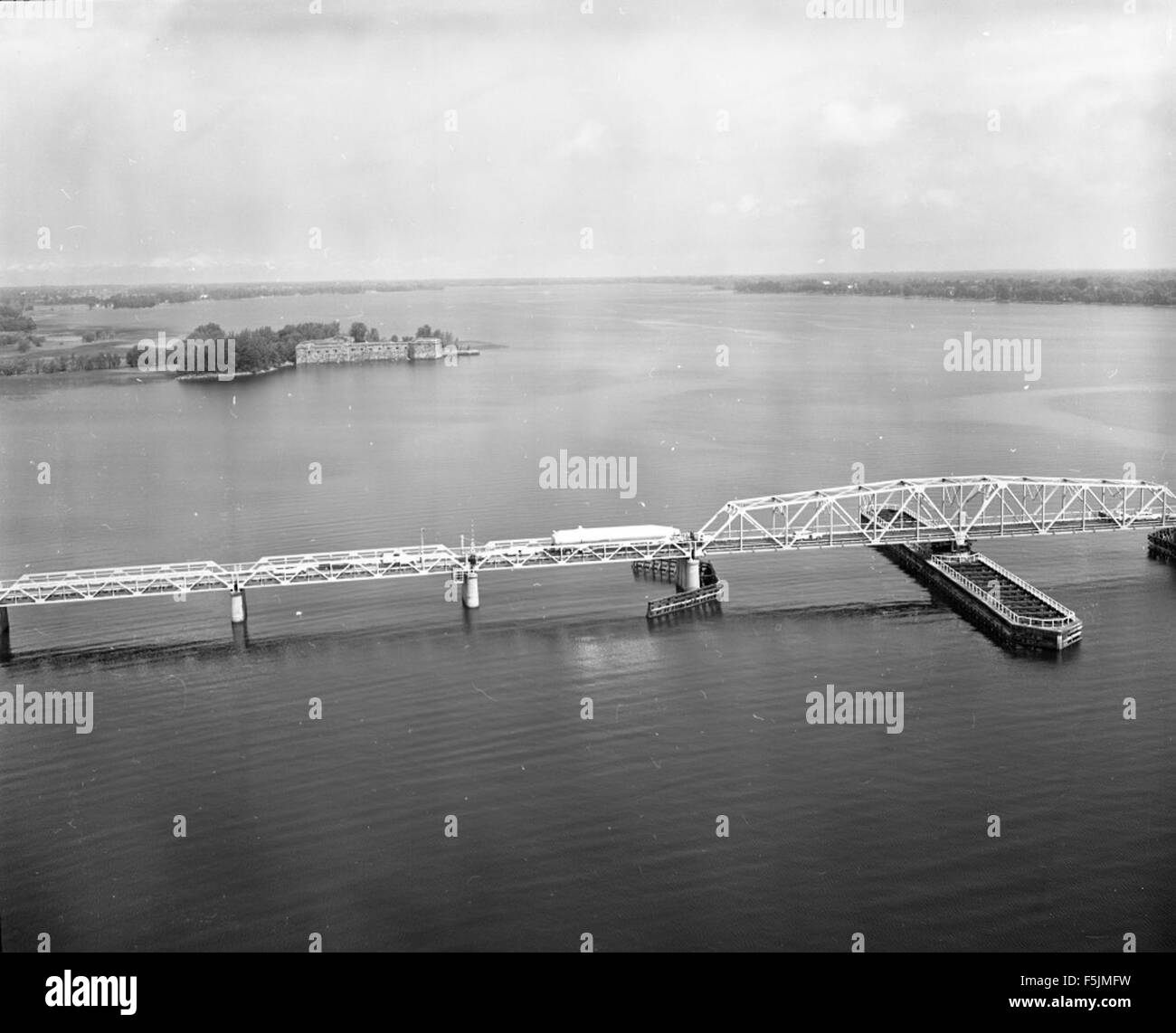 Atlas 84F to 556-2(PAFB); On Lake Champlain Bridge, New York Stock ...