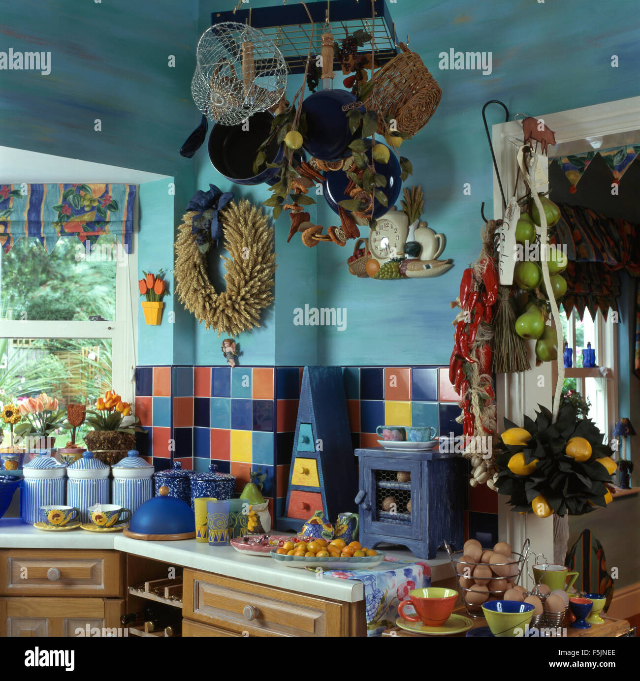 Small country kitchens domestic hi-res stock photography and images - Alamy