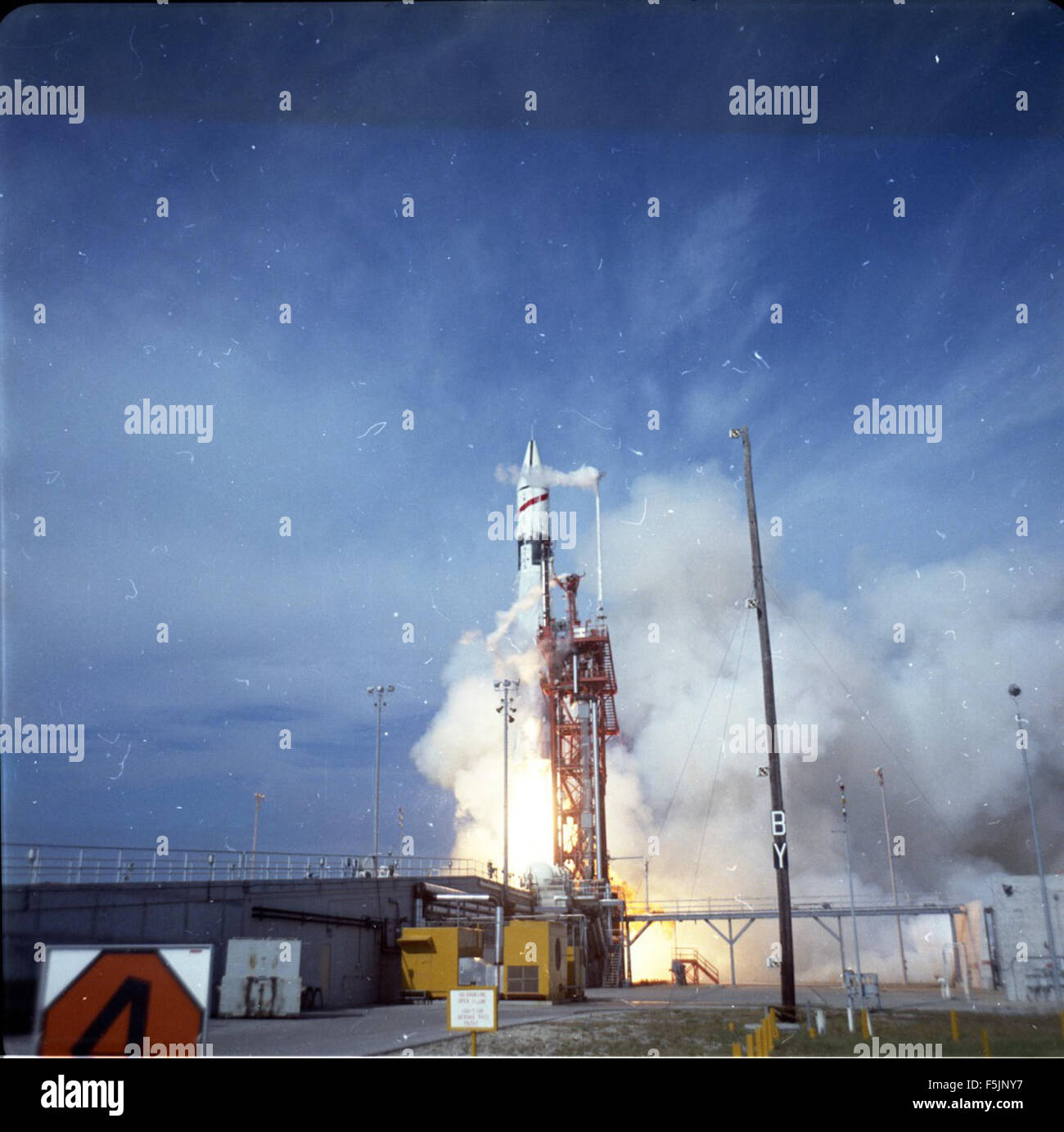 Atlas Centaur 2 Details Lift off sequence; AC 2 Date Stock Photo - Alamy