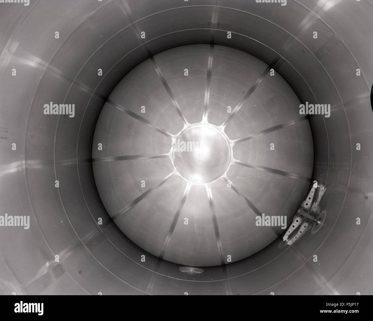 A detailed image of the Centaur 22's interior bulkhead before assembly ...