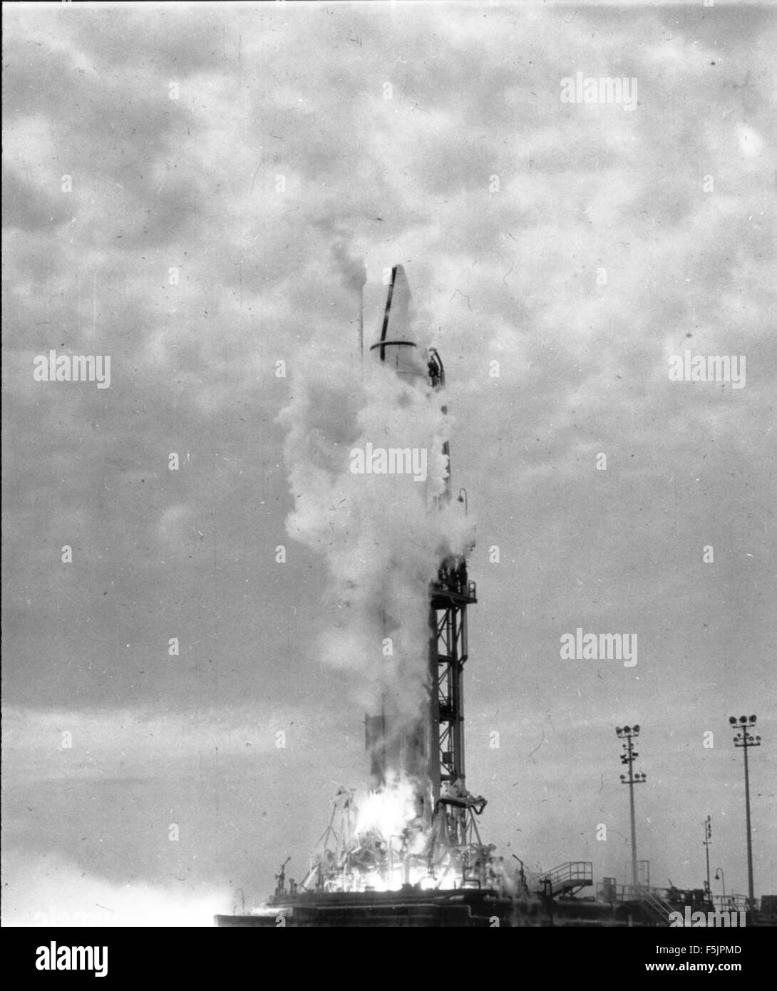 Centaur 5 hi-res stock photography and images - Alamy