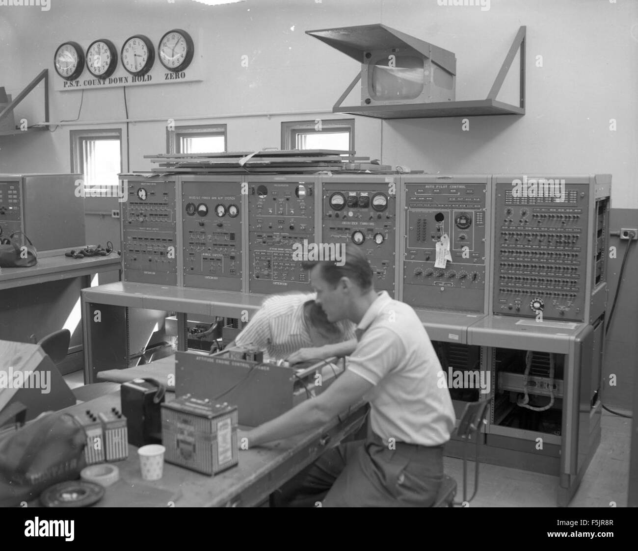 1960s construction hi-res stock photography and images - Alamy