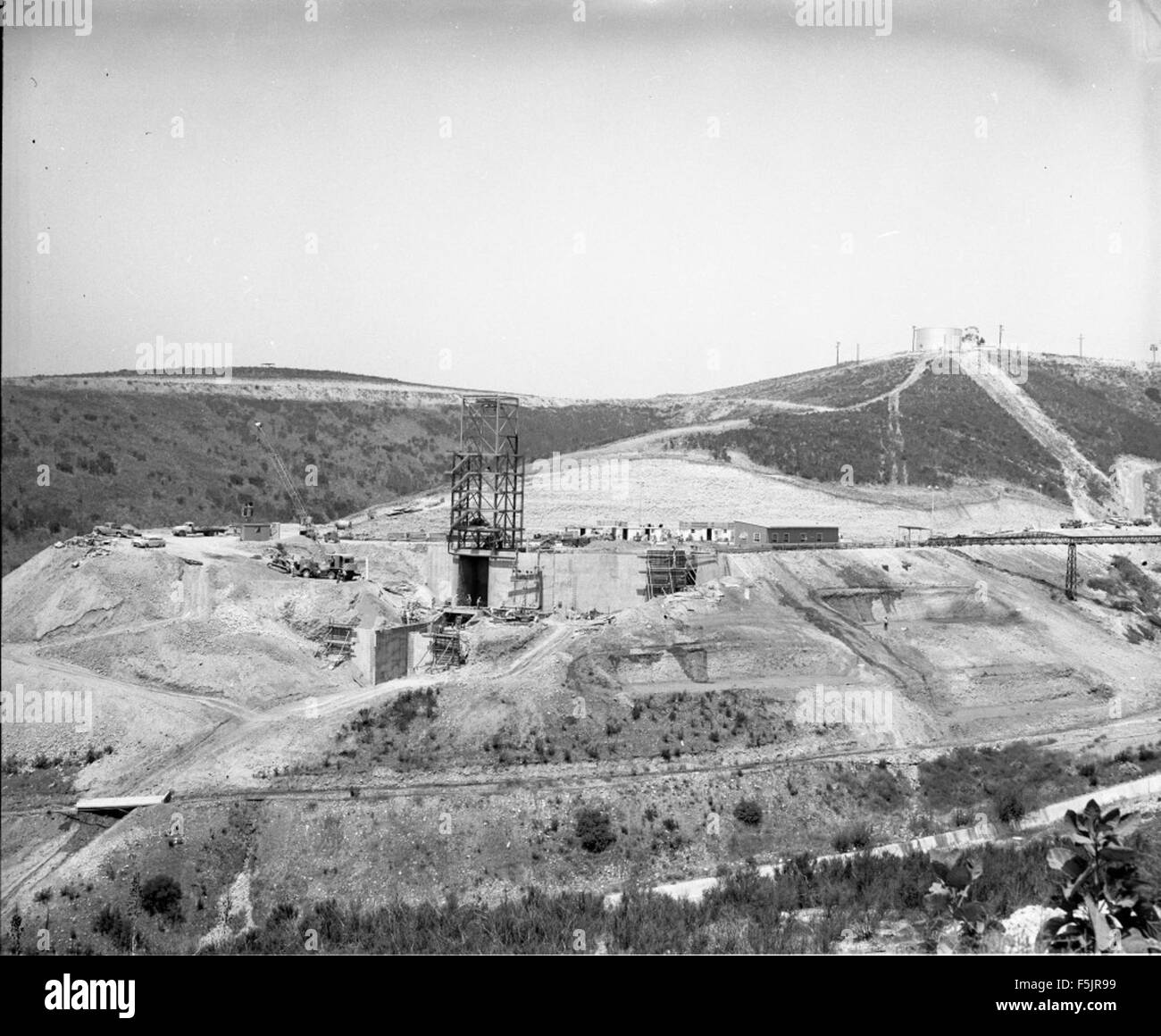 This detailed photograph of Sycamore Canyon, taken from the south ...