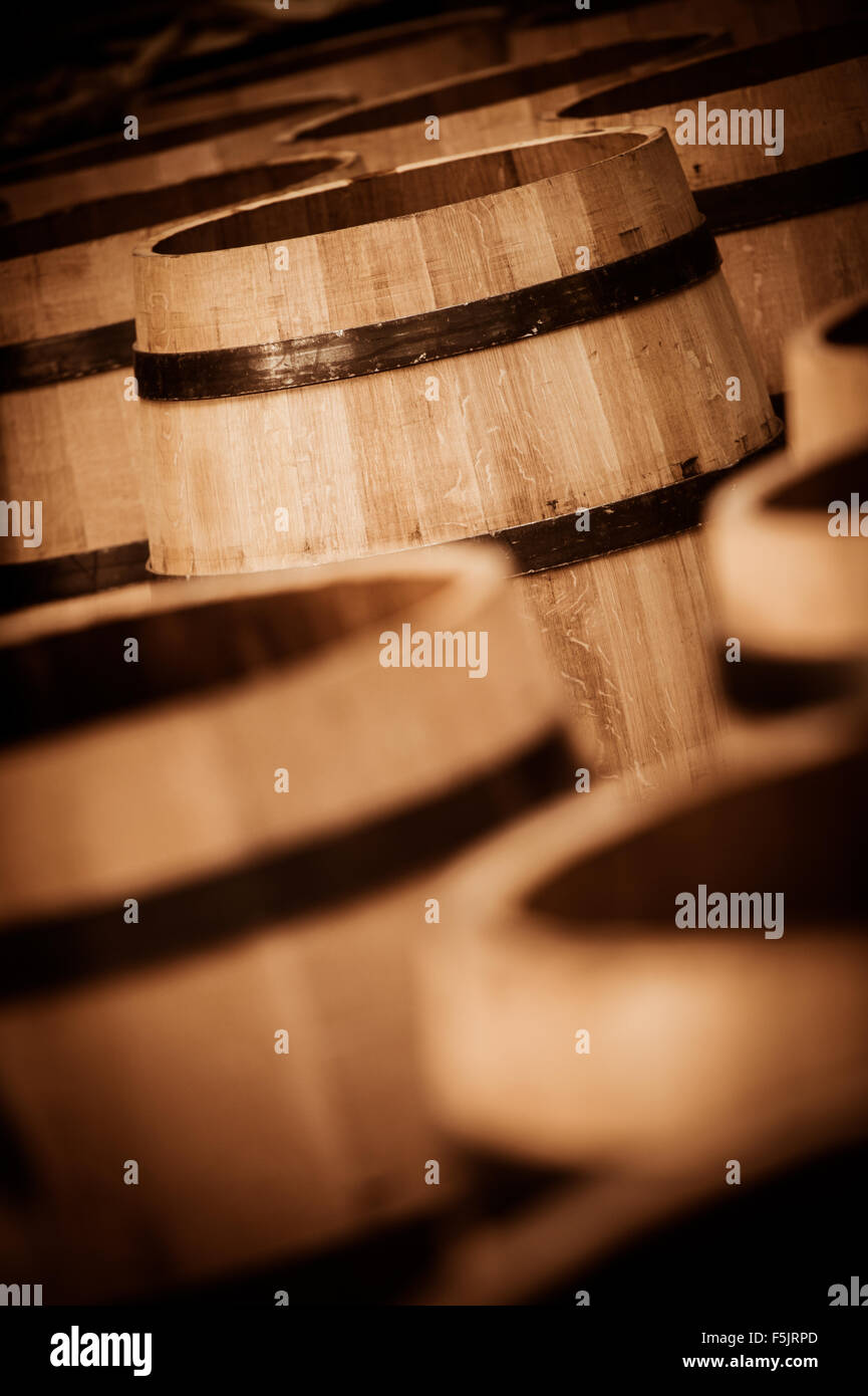 Oak barrel making hi-res stock photography and images - Alamy