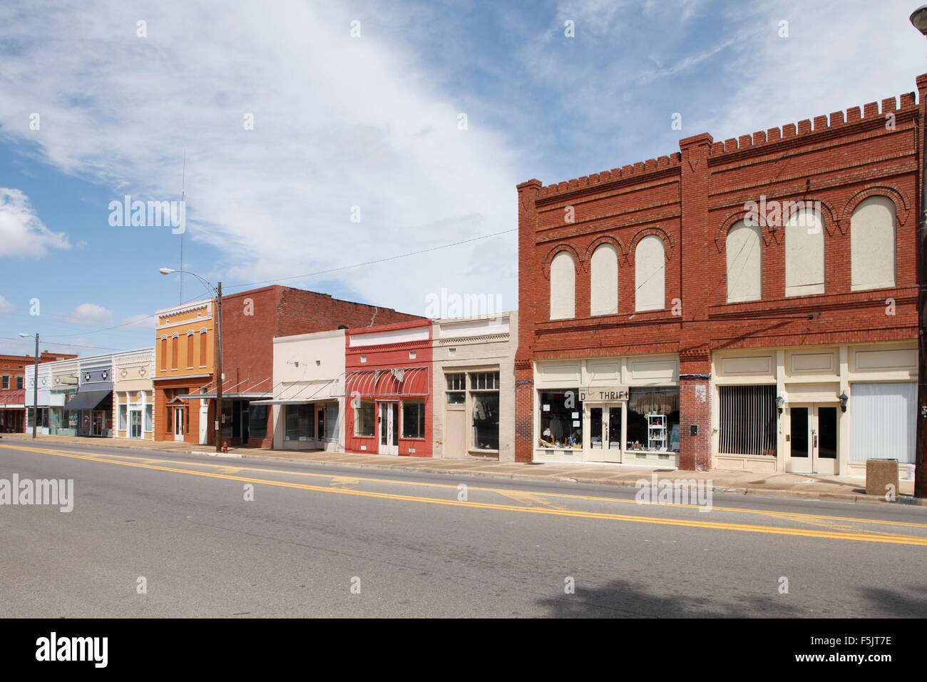 Ga small southern town hi-res stock photography and images - Alamy