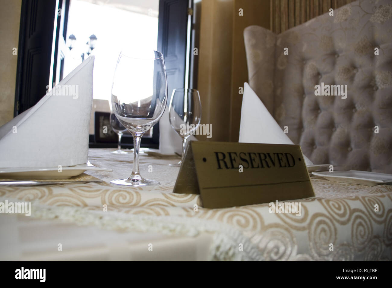 Silverware sign hi-res stock photography and images - Alamy