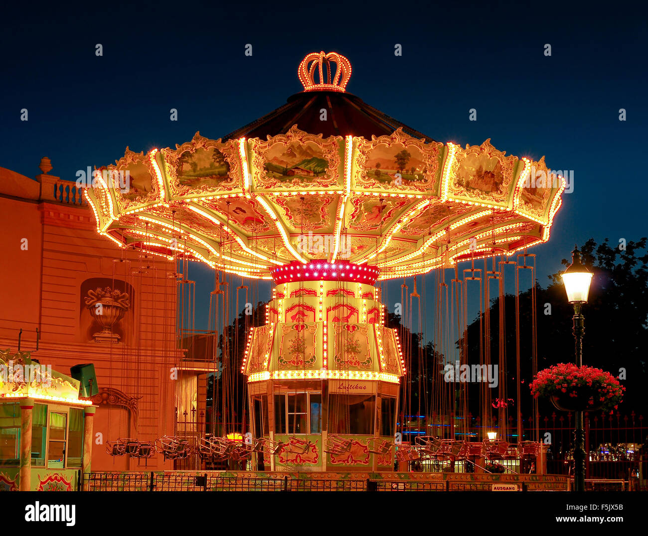 Carousel hi-res stock photography and images - Alamy