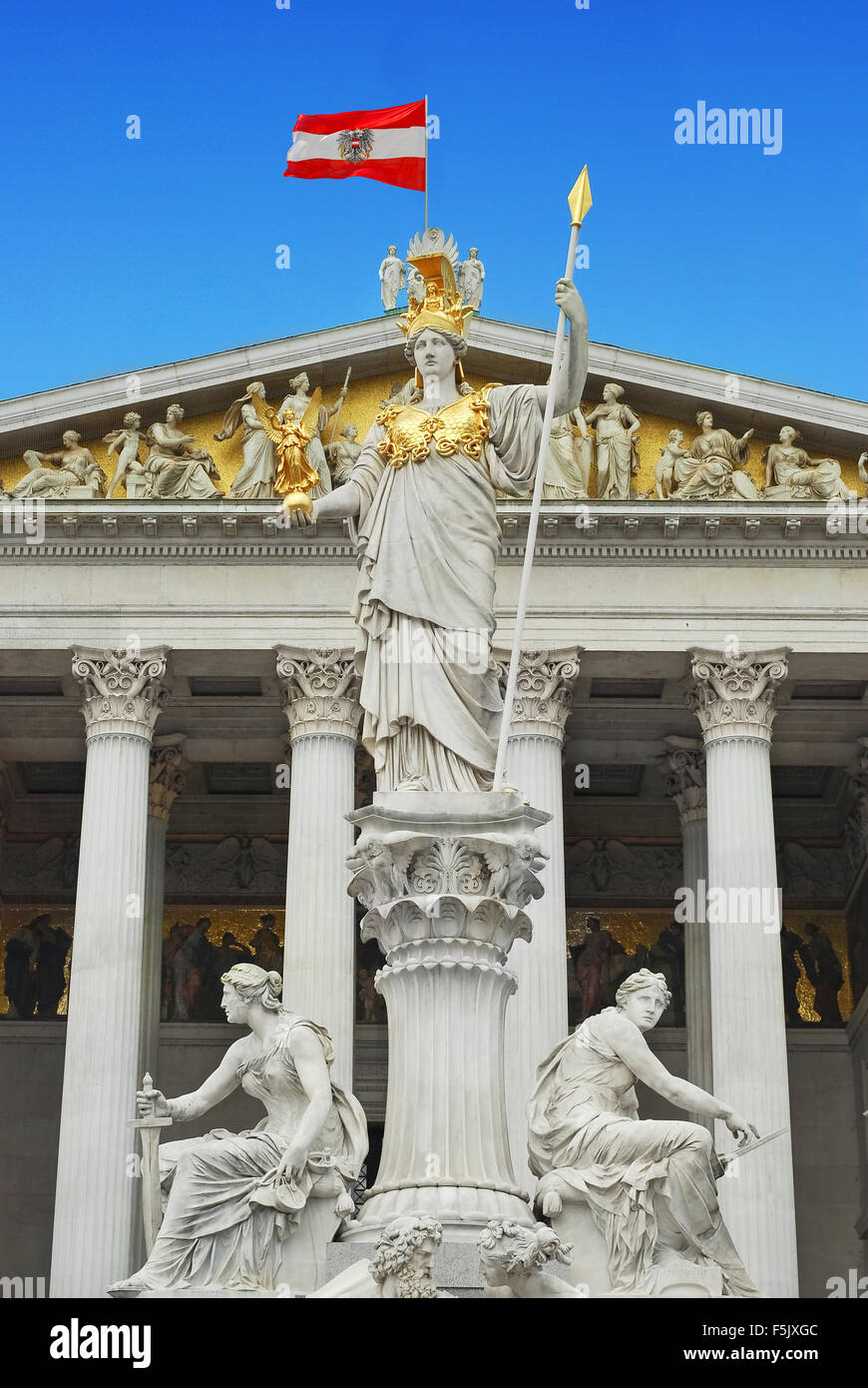Austrian Parliament Vienna statue Stock Photo - Alamy