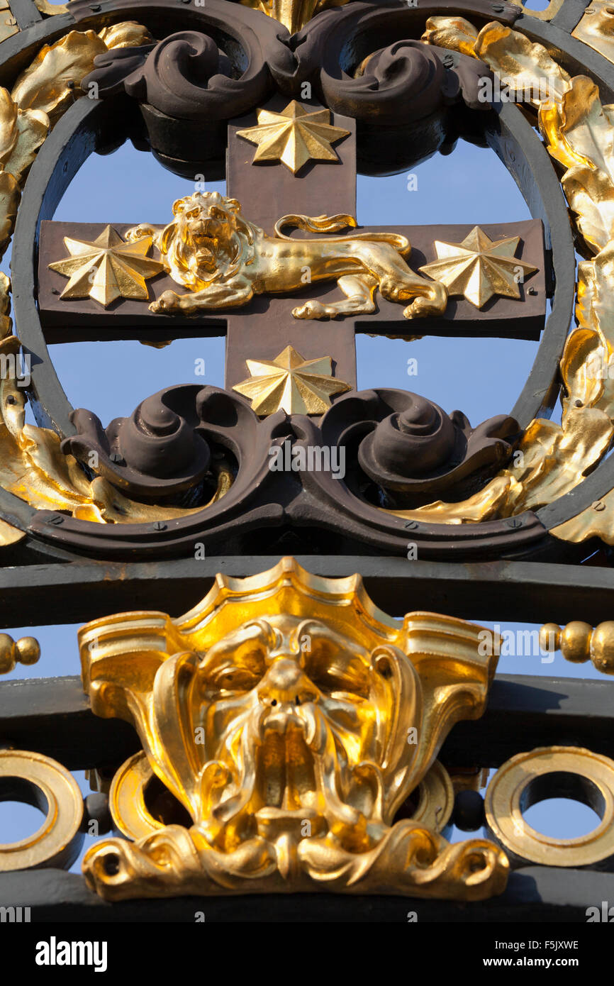 Heraldry Golden Gate High Resolution Stock Photography and Images - Alamy