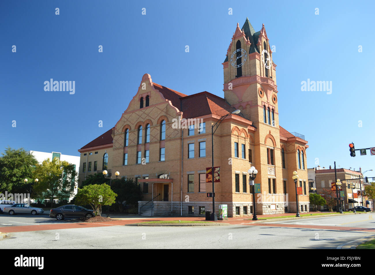 The old Anderson County Courthouse built in 1898 in Anderson, South ...