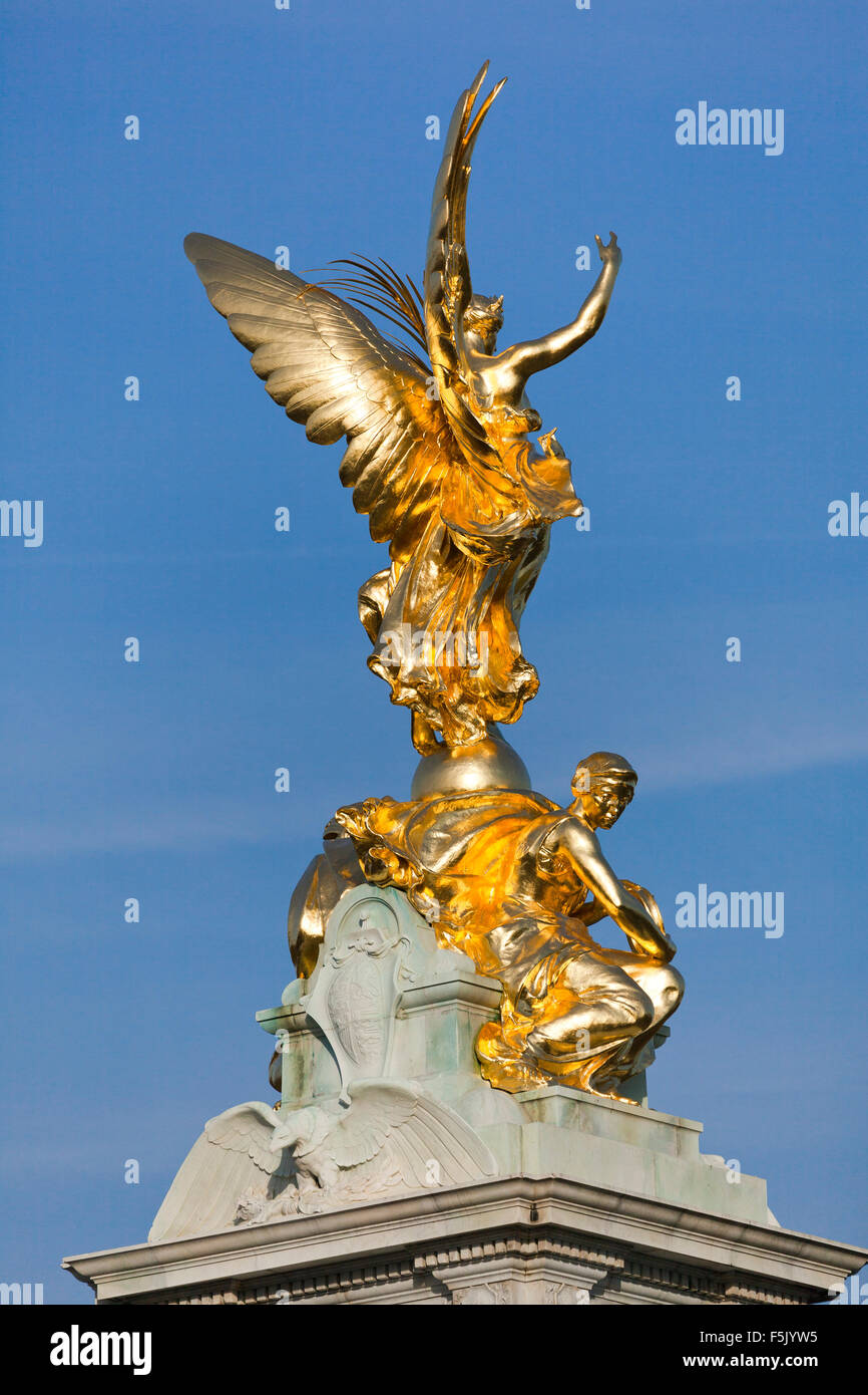 Winged victory victoria memorial mall hi-res stock photography and ...