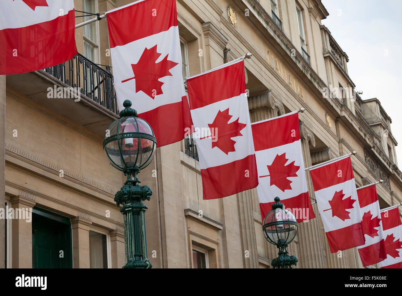 At canada house in trafalgar square hi-res stock photography and images ...