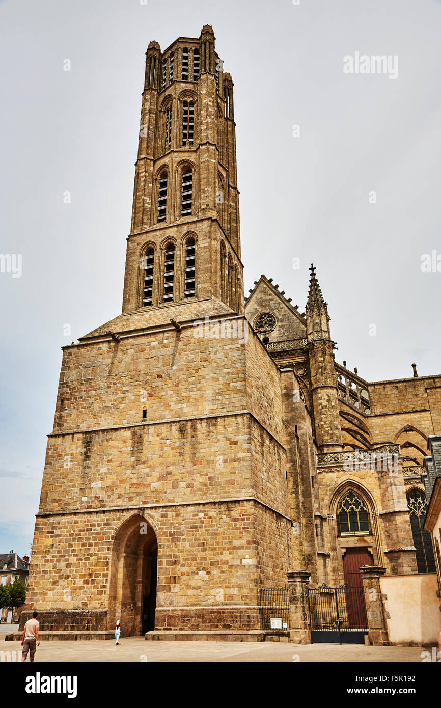 View of Limoges Cathedral, Limoges, Limousin, Haute-Vienne, France ...