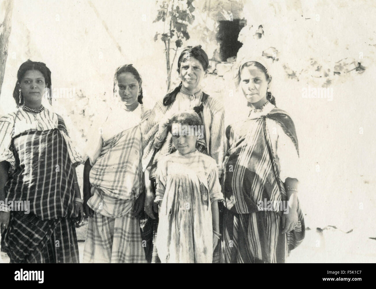 Jewish women of Derna , Libya Stock Photo - Alamy
