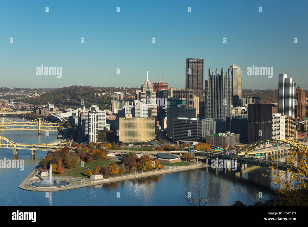 DOWNTOWN SKYLINE THE POINT PITTSBURGH PENNSYLVANIA USA Stock Photo - Alamy