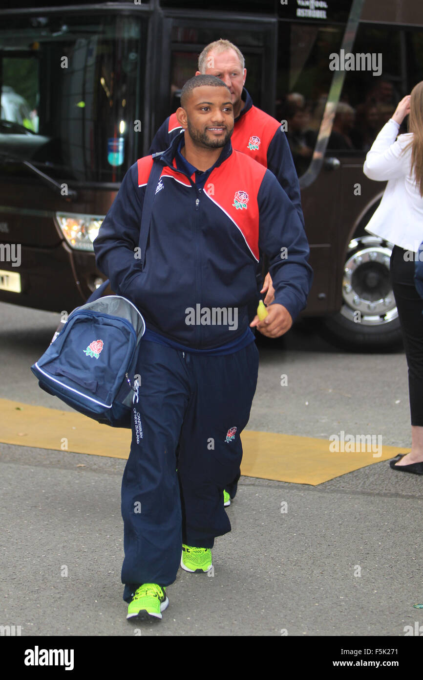 Mike Tindall celebrity v Professional Rugby Aid game for Rugby for ...