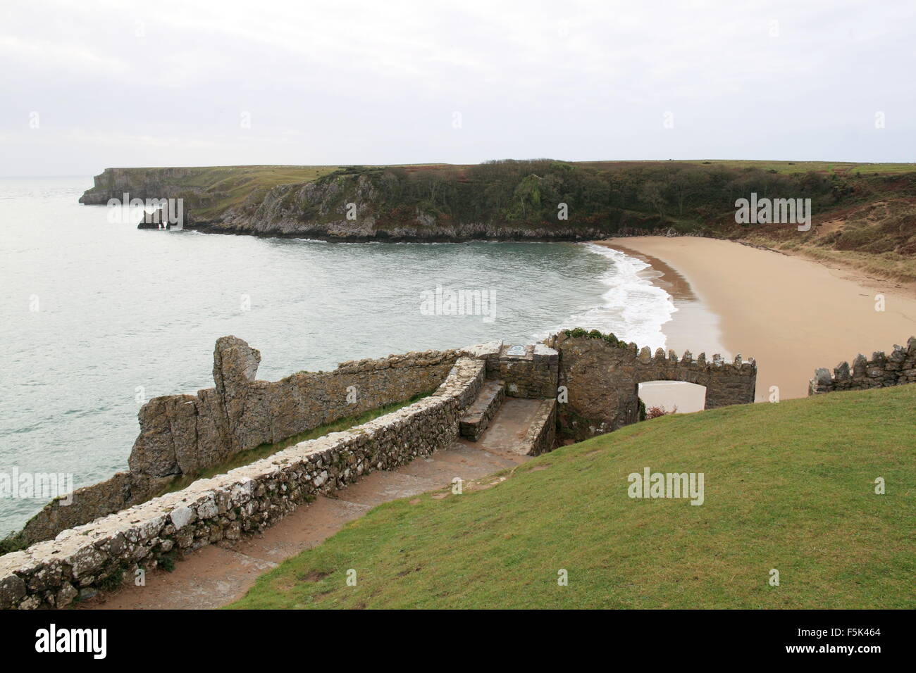 Barafundle Bay beach and Stackpole Head, Bosherston, Pembrokeshire ...