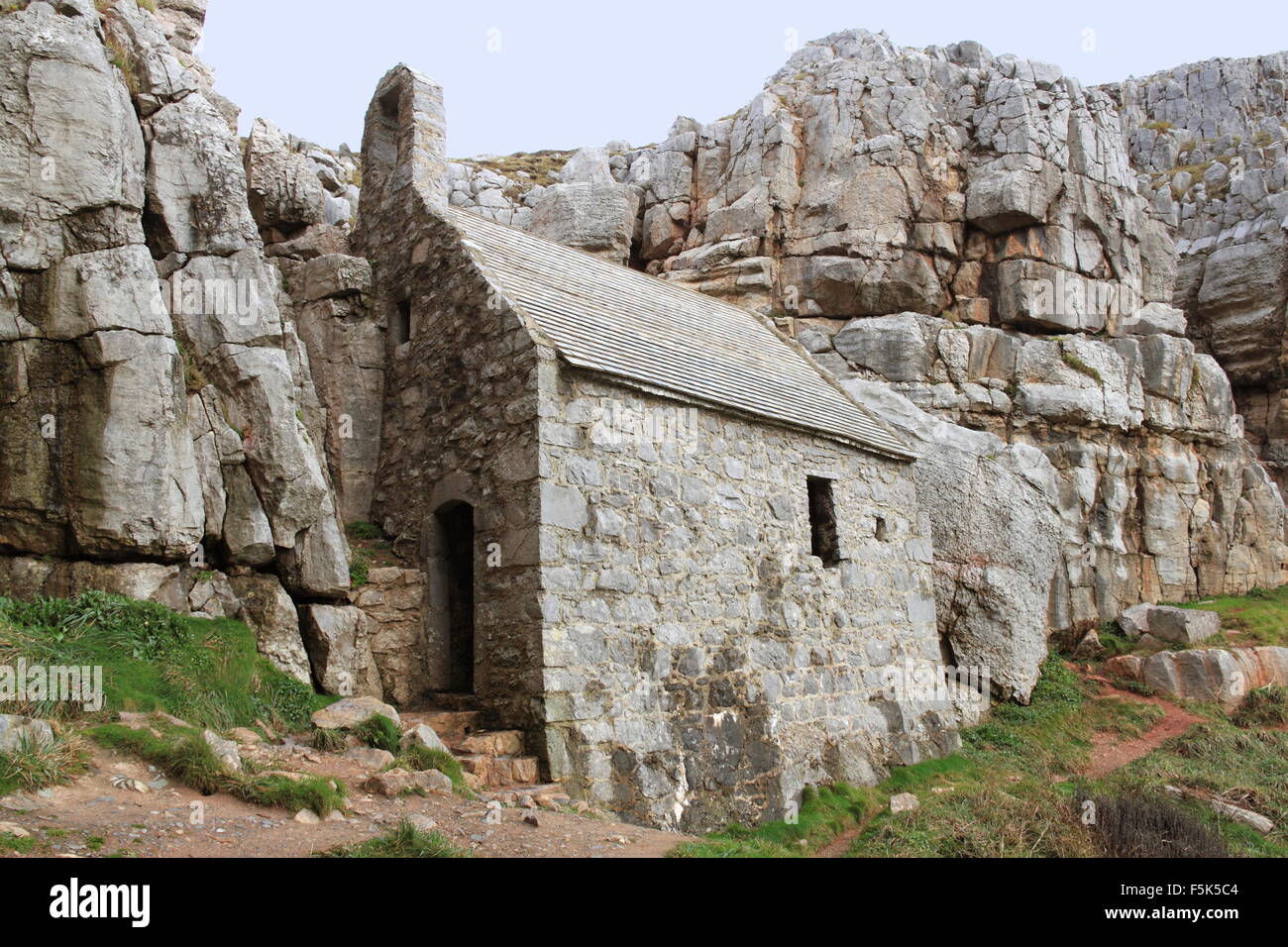 St Govan's Chapel, near Bosherston, Pembrokeshire, Dyfed, Wales, Great ...