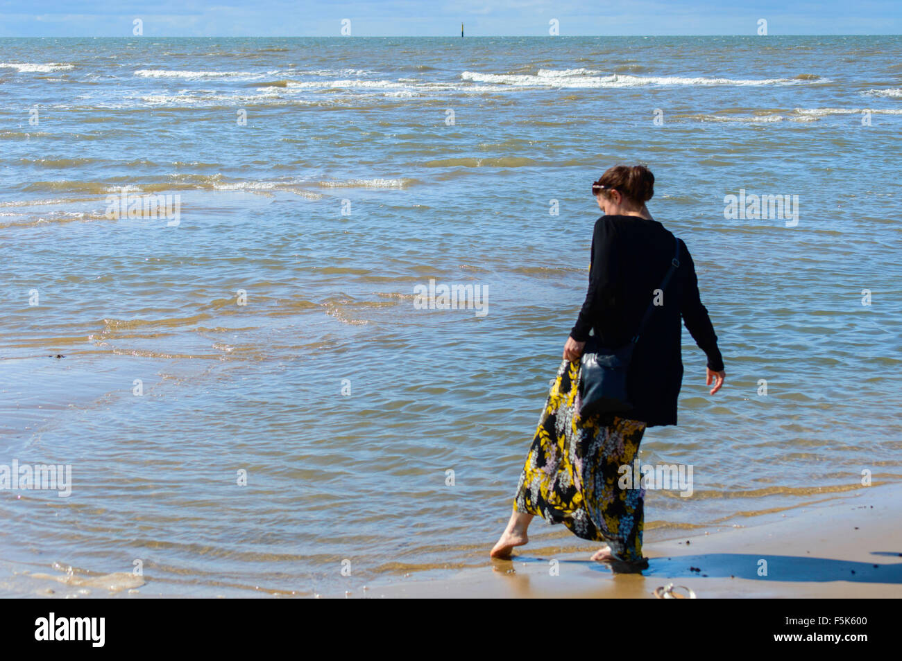 Seaside dip hi-res stock photography and images - Alamy