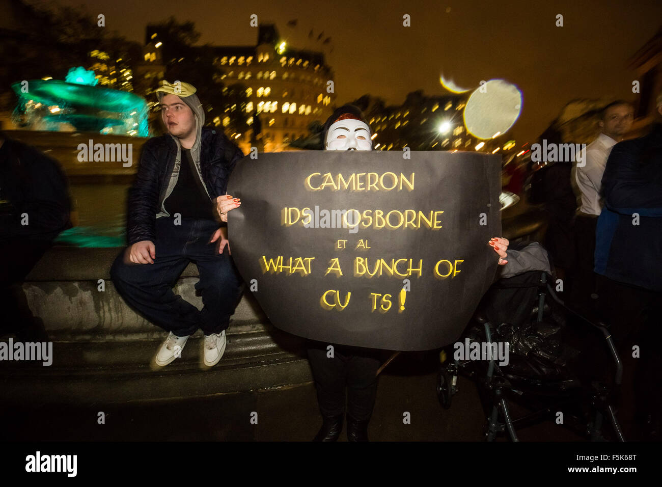 London, UK. 5th Nov, 2015. 'Million Mask March' anarchist protester ...