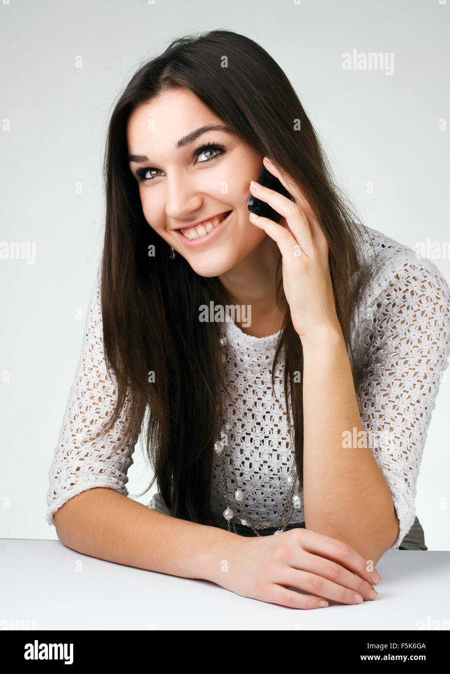 beautiful girl with mobile phone Stock Photo - Alamy