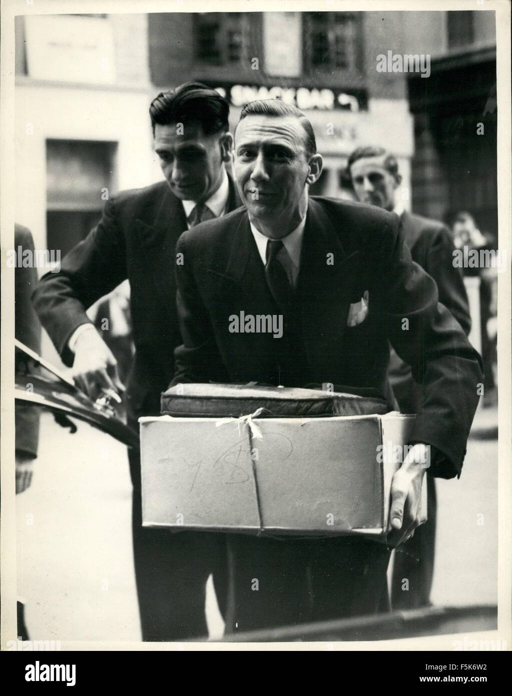 1962 - 2nd Day Of The Christie Murder Trial At the Old Bailey. Photo ...