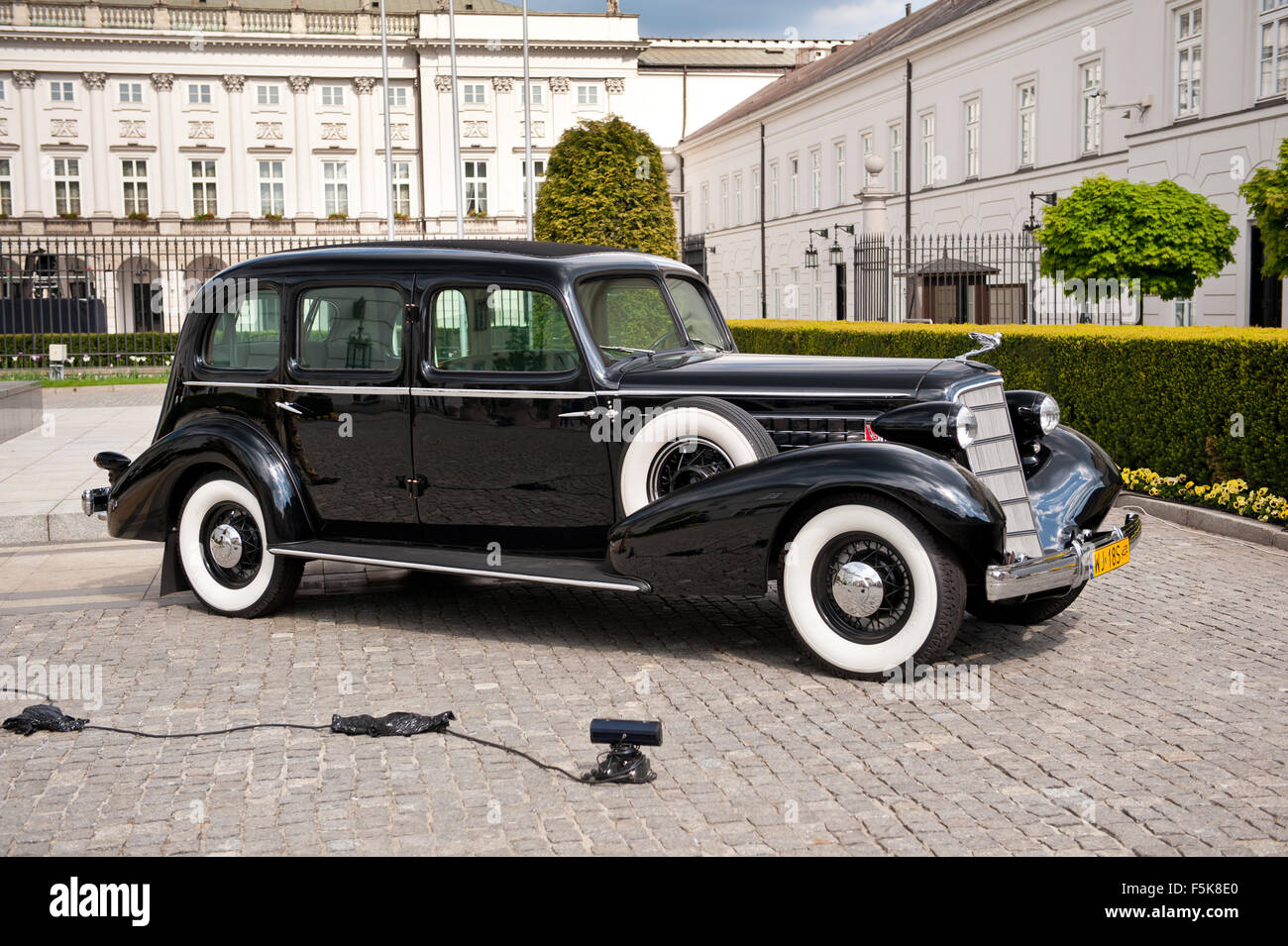 Cadillac 355D car presentation, Series 30 from 1935, antique black ...
