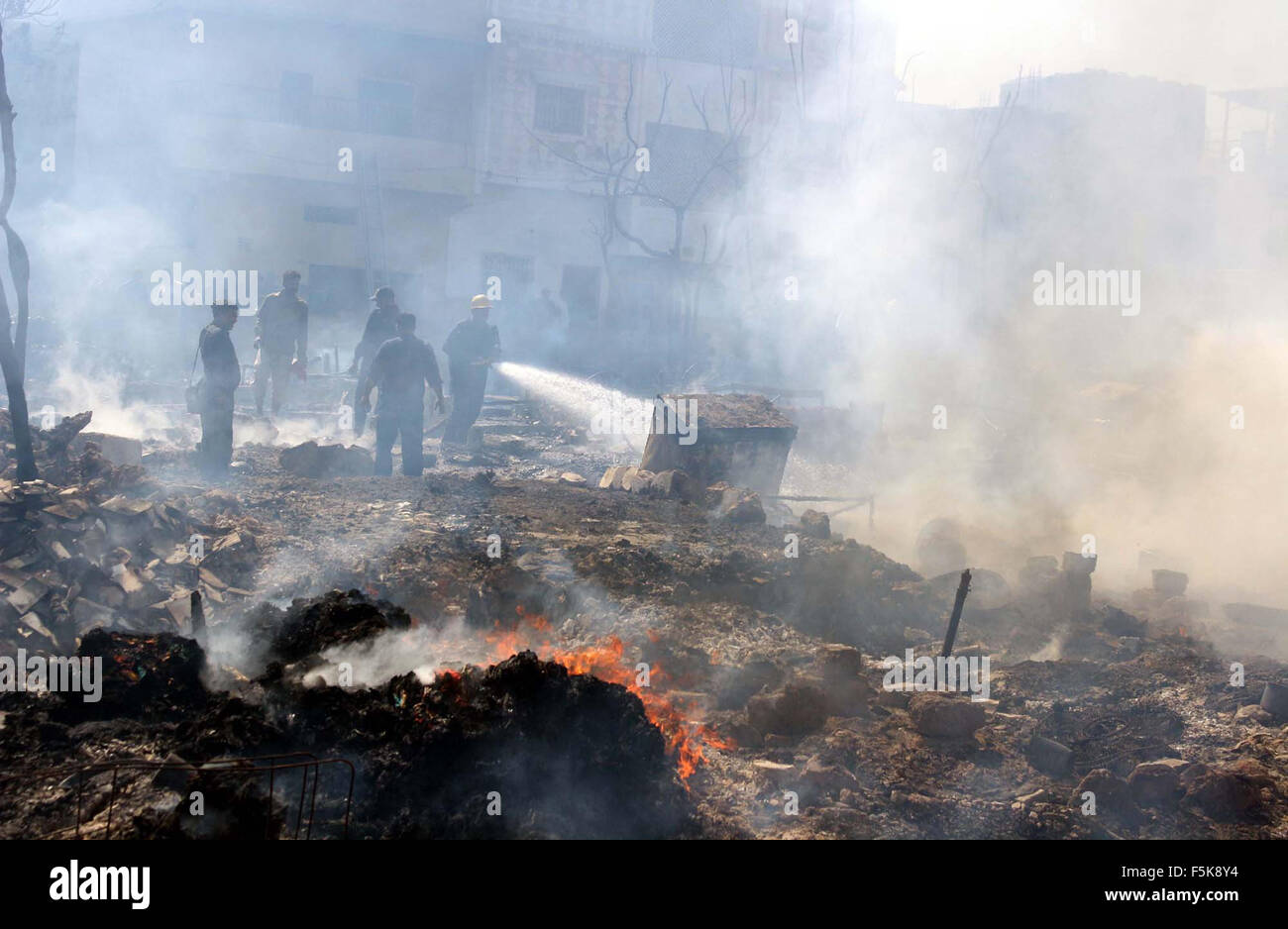 View of burnt slum located in Junejo Goth of Mehmoodabad area of ...