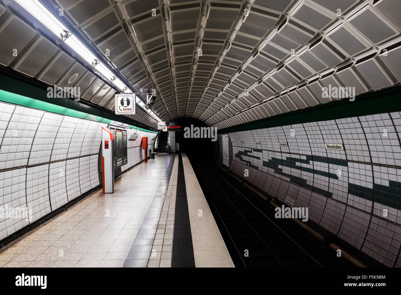 Ubahn subway hi-res stock photography and images - Alamy