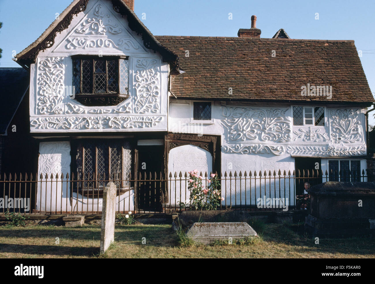 Pargetting hi-res stock photography and images - Alamy