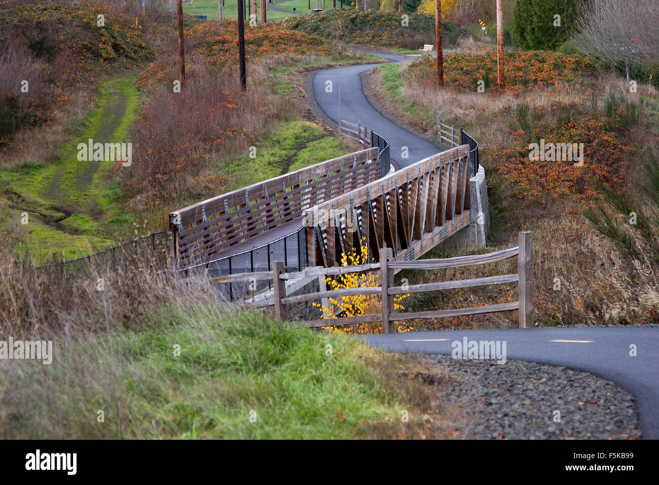 A rustic wooden bridge on a foot trail in Beaverton, Oregon Stock Photo - Alamy