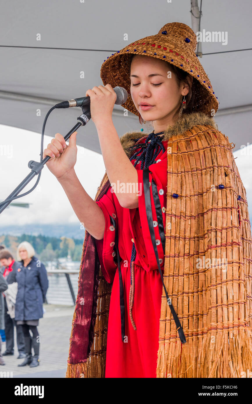 Traditional british dress hi-res stock photography and images - Alamy